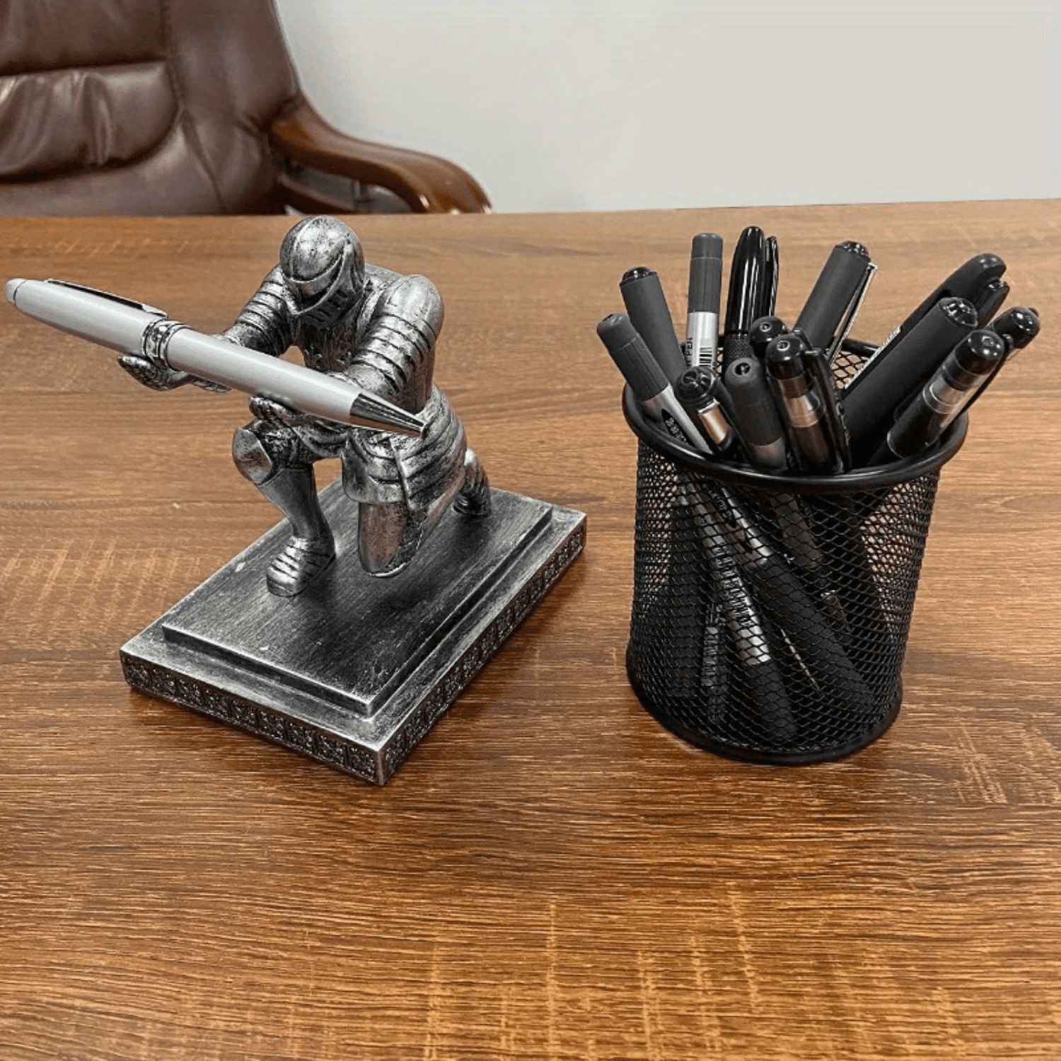 XIAOGZAHUOP Unique Personalized Executive Knight Pen Holder | Cool Iron ...