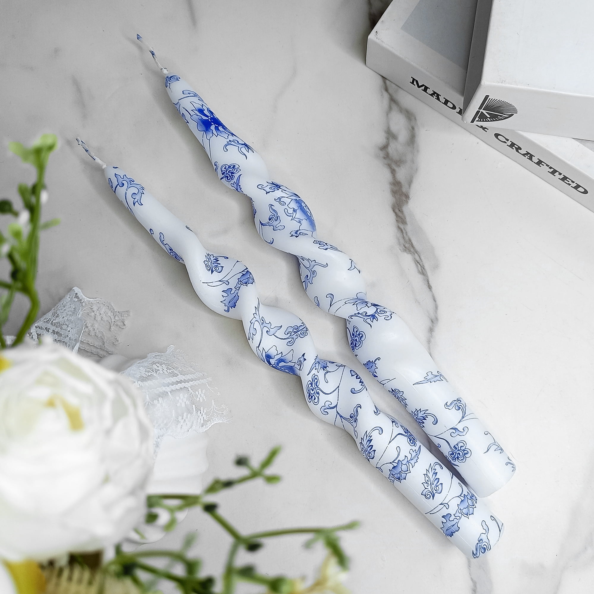 XINAOBAOLUO Print Taper Candle Spiral Candlesticks Set of 2 Blue Flower ...