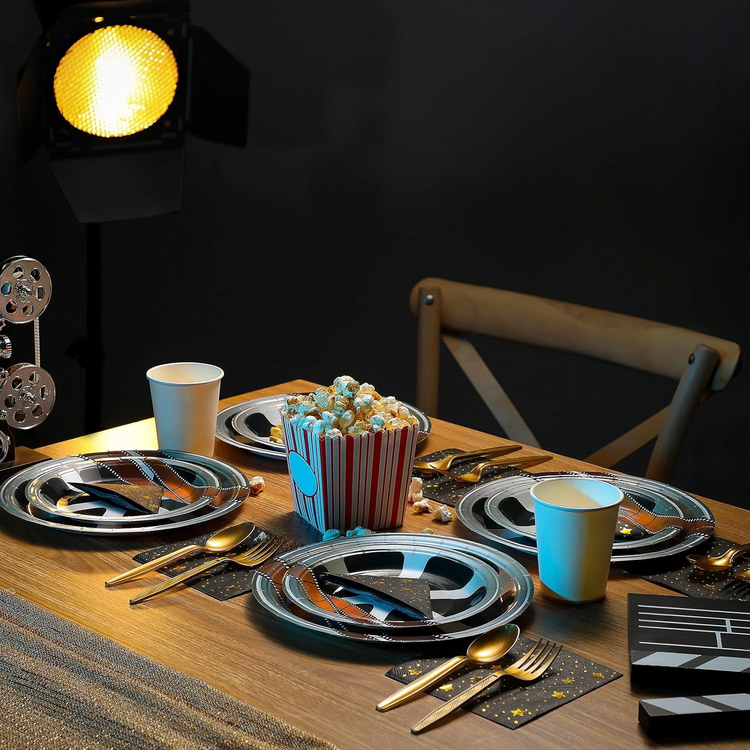 XINDUO-100 Pcs Movie Night Theme Party Supplies - Serves 50, Plates and ...