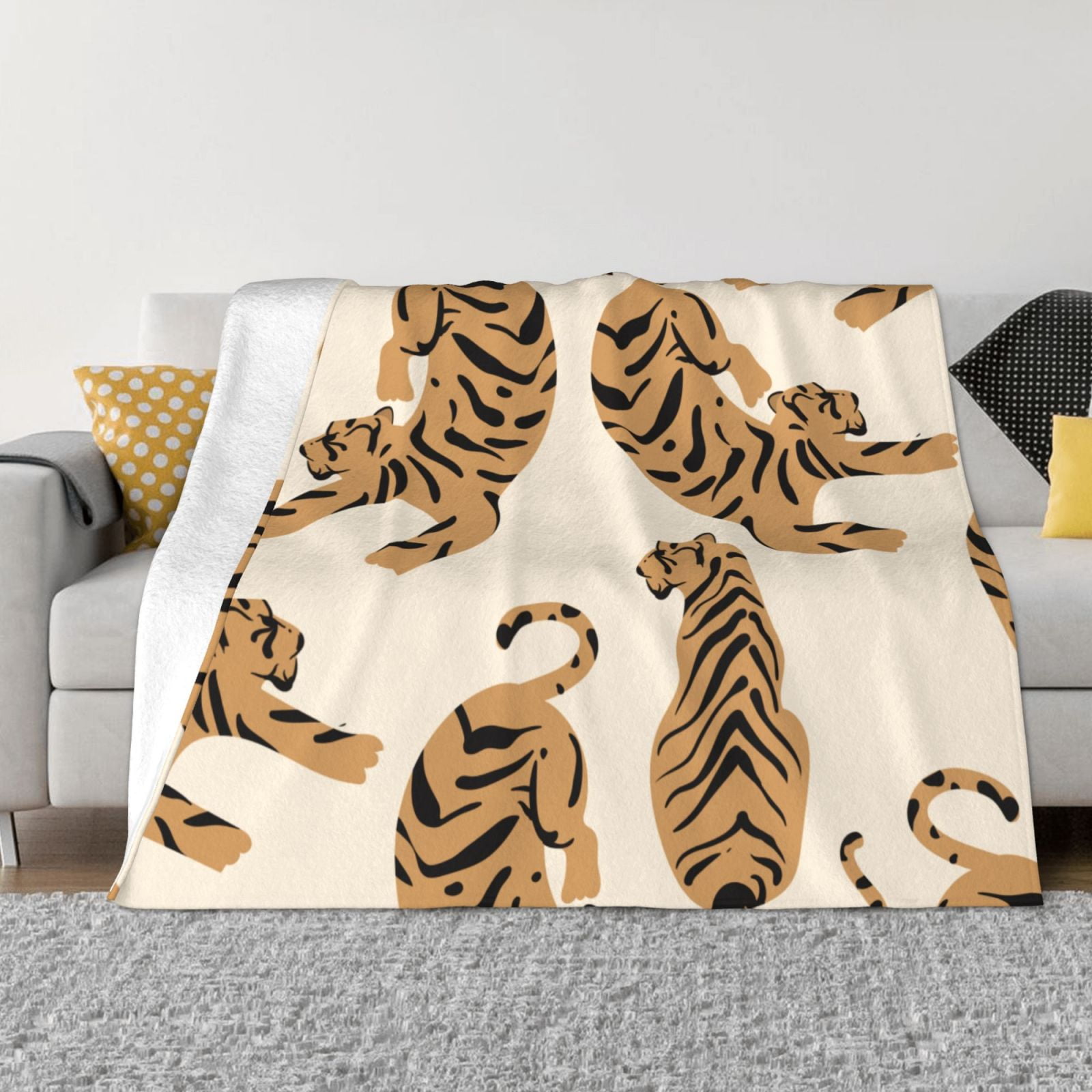 XMXT Flannel Throw Blanket for Couch, Cute Tiger Background Bed Sofa ...