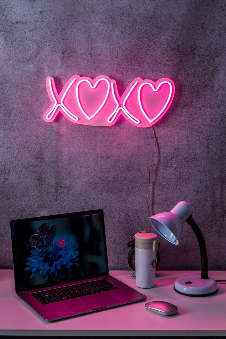 XOXO Pink Neon Wall Sign Handmade Customized Led Light Decor - Pink ...