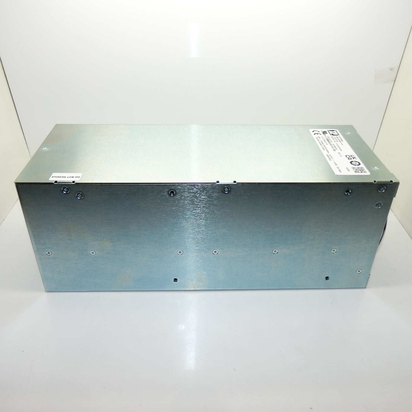 XP Power HPL5K0 Series 5000W 200V 25A Enclosed Power Supply HPL5K0TS200 ...