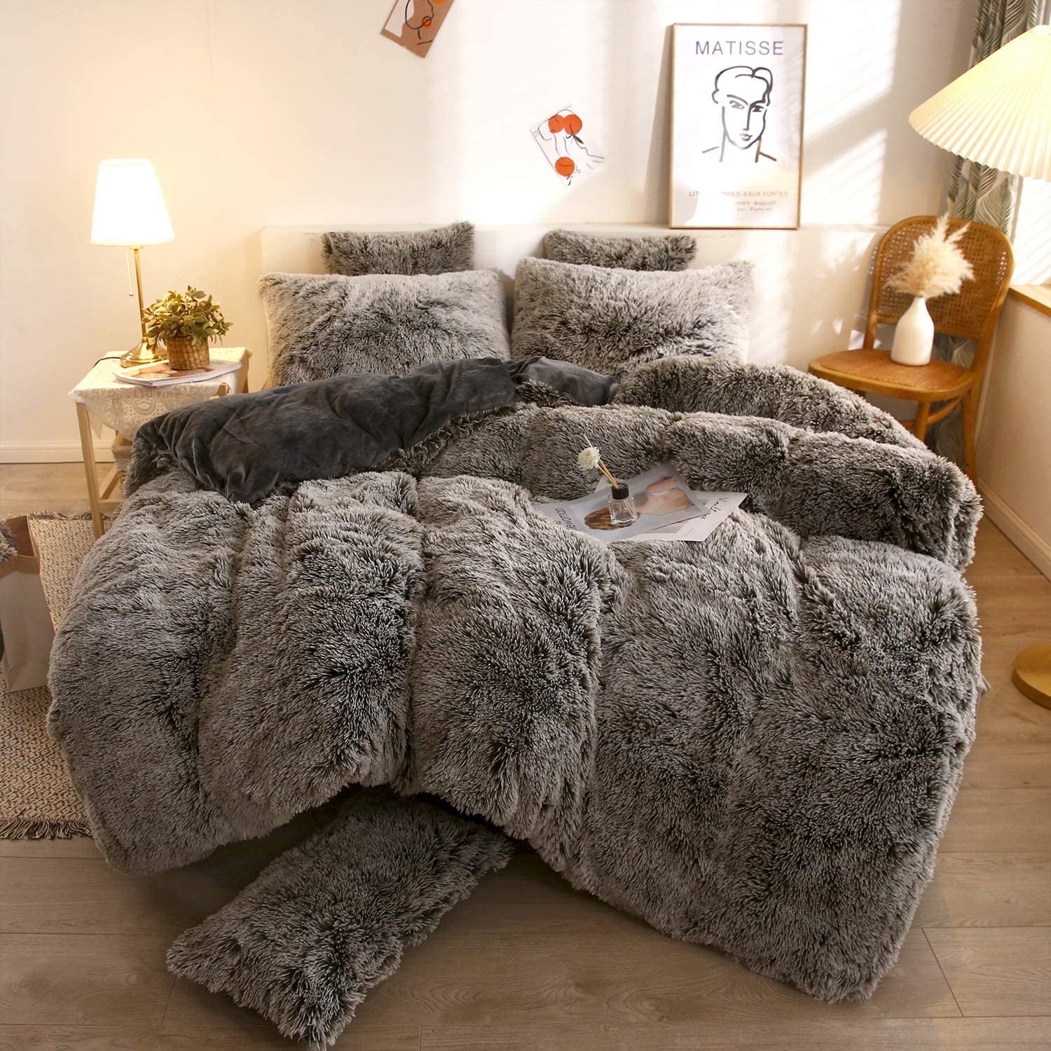XeGe Deluxe Shaggy Faux Fur Oversized Bedding Set - Dark Gray Ombre ...