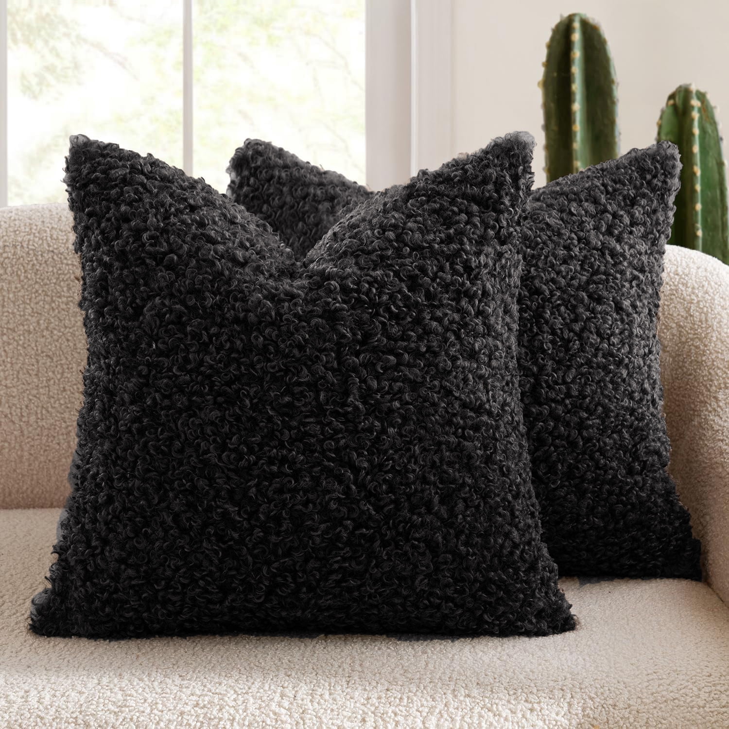 XmhyTop-A Faux Fur Throw Pillow Cover, Fuzzy Soft Decorative Cushion ...