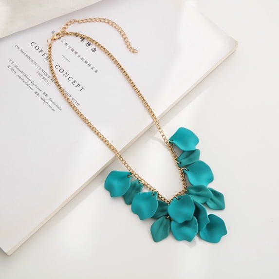 XmhyTop-A Rose Petal Pendant Chokers Necklace, Romantic Jewelry with ...