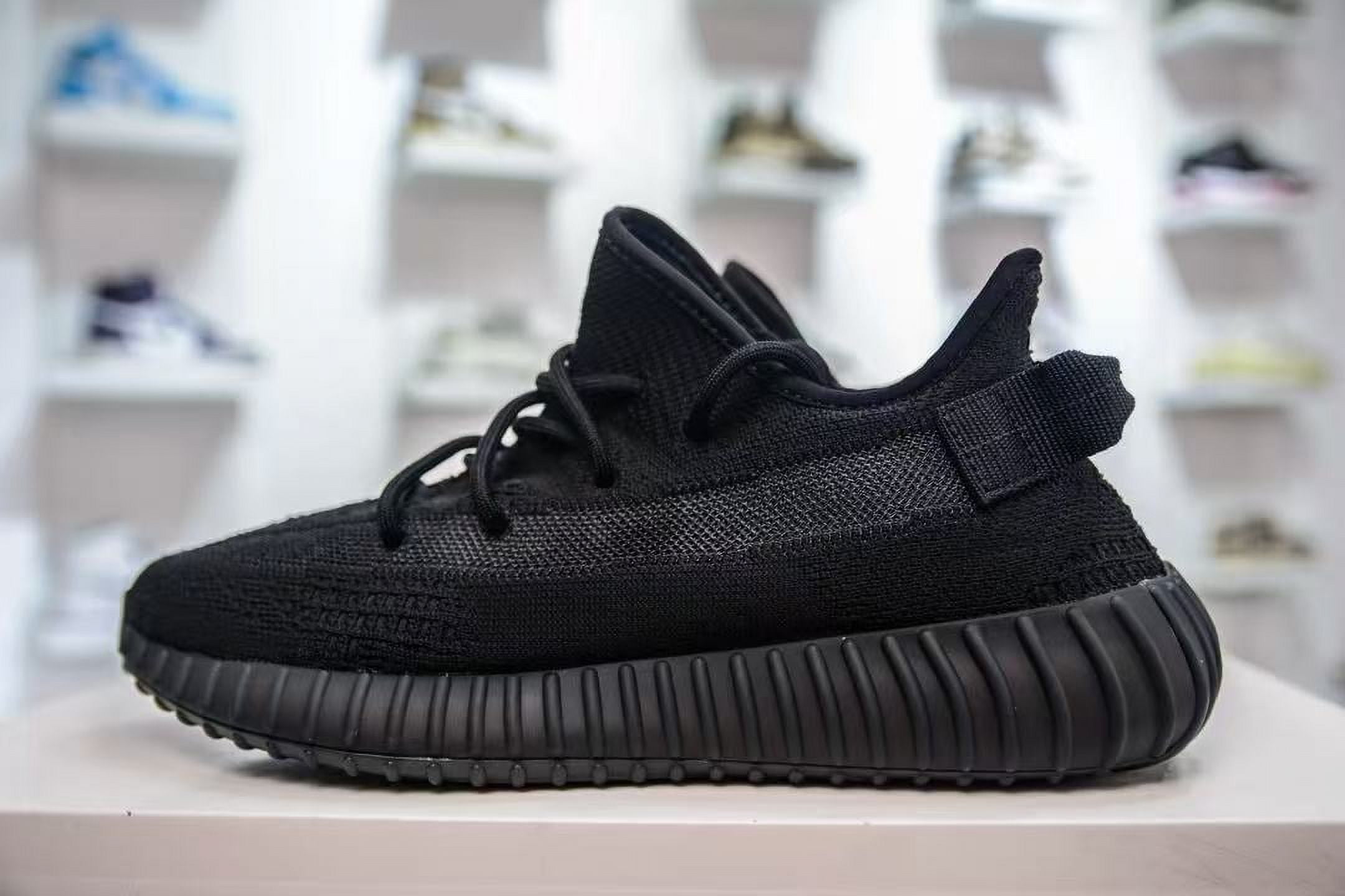 Y-e-e-z-y Bo-o-st 350 The latest popular color matching shoes HQ4540 ...