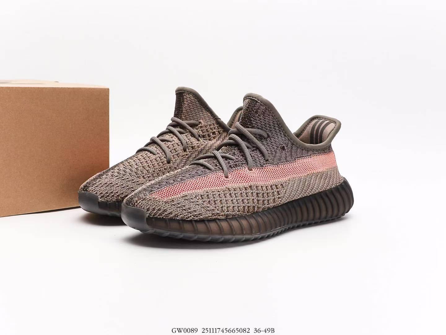 Y-e-e-z-y Bo-o-st 350 The latest popular color matching shoes, the ...