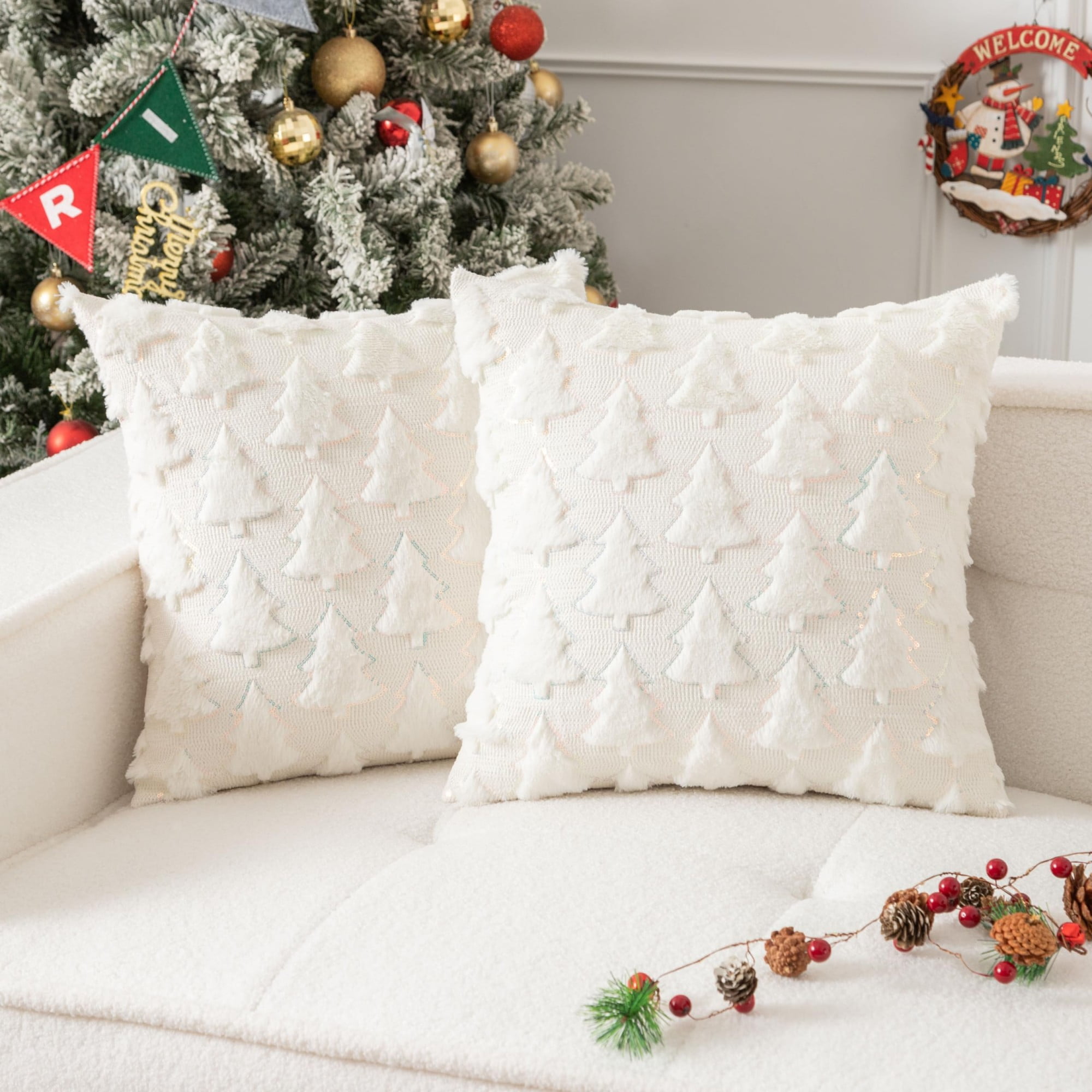YCLife Christmas Tree Throw Pillows for Couch 18x18 inch Soft Plush ...