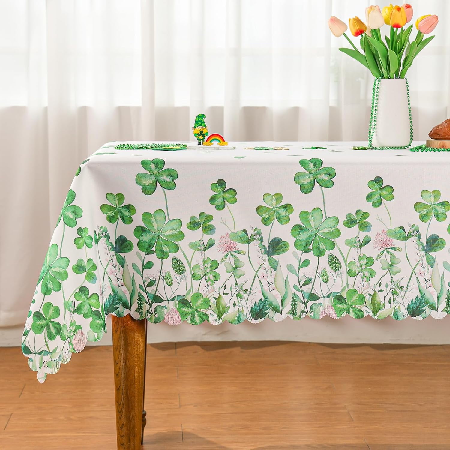 YIBAGA St Patricks Day Tablecloth, Green Shamrock Table Cover Spring ...