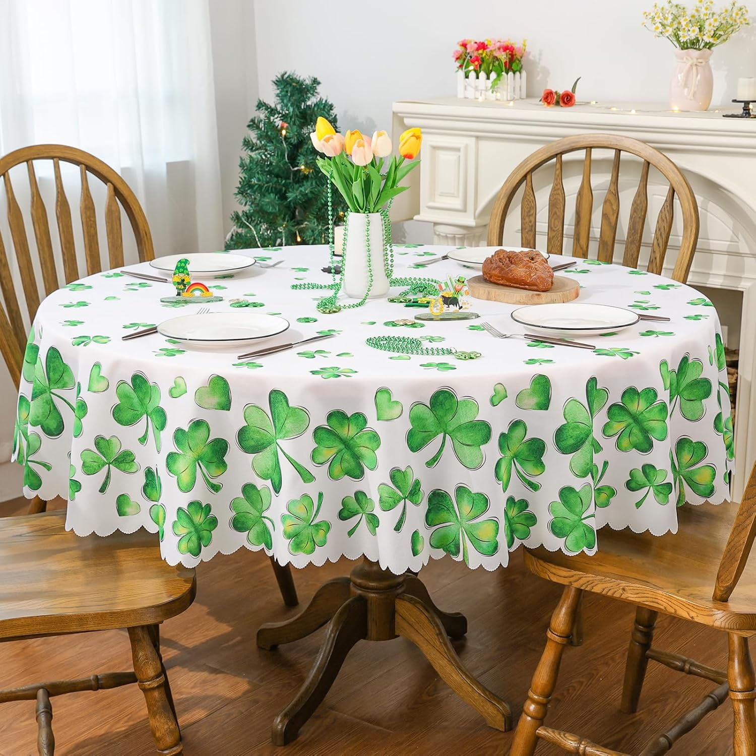 YIBAGA St Patricks Day Tablecloth, Lucky Green Shamrock Table Cover ...