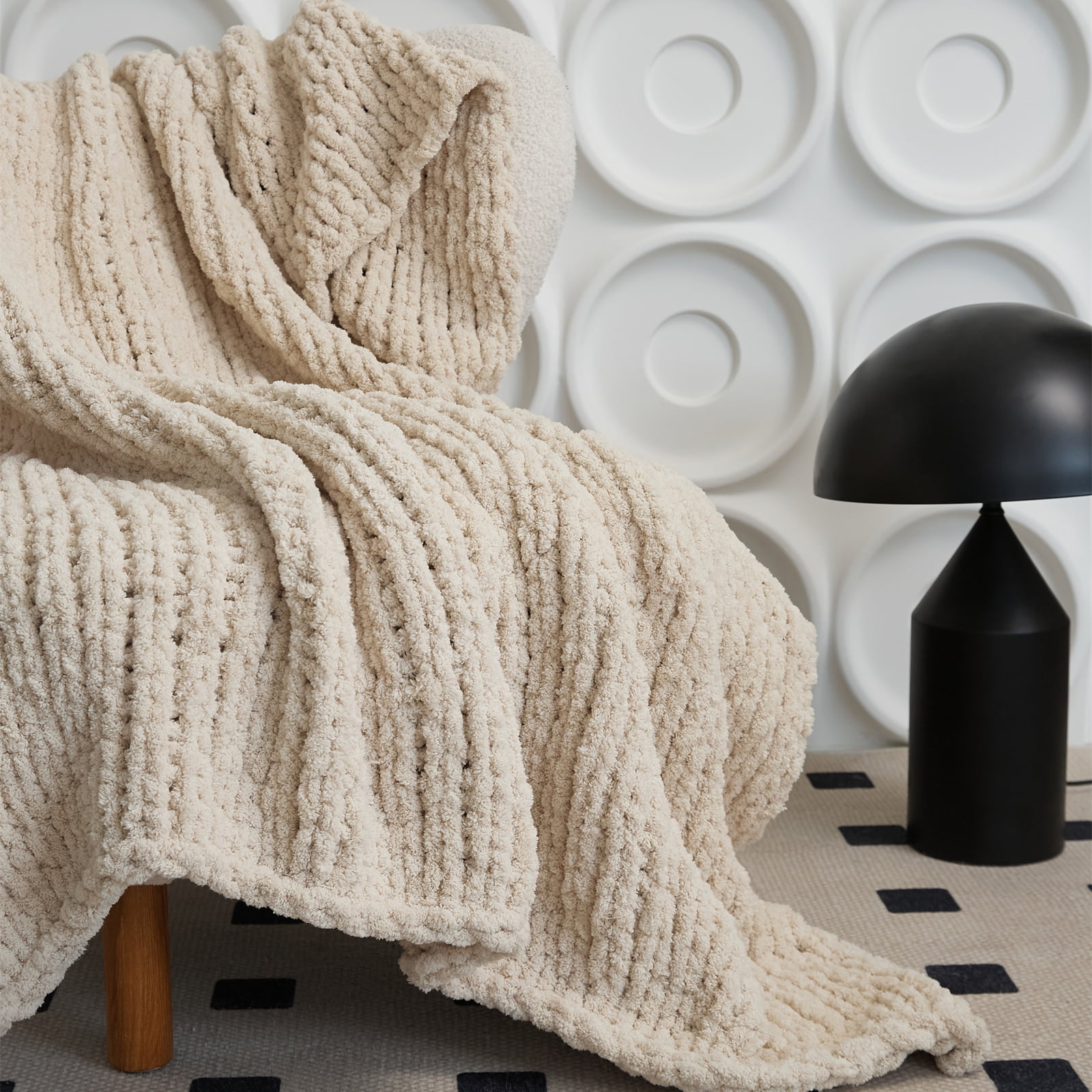 YIRUIO High-end Hand Knot Chenille Chunky Knit Bed Fluffy Cozy Throw ...