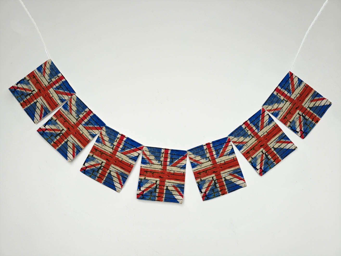 YKCG Grunge British Union Jack Flag UK Flag Brick Wall Banner Bunting ...