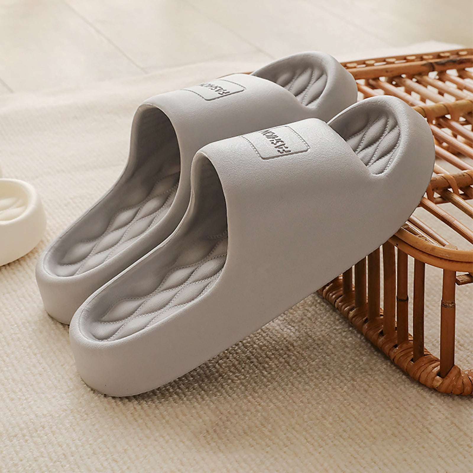 YOUSNH Cloud Slides For Women And Men Soft Cloud Slippers Slides Easy ...