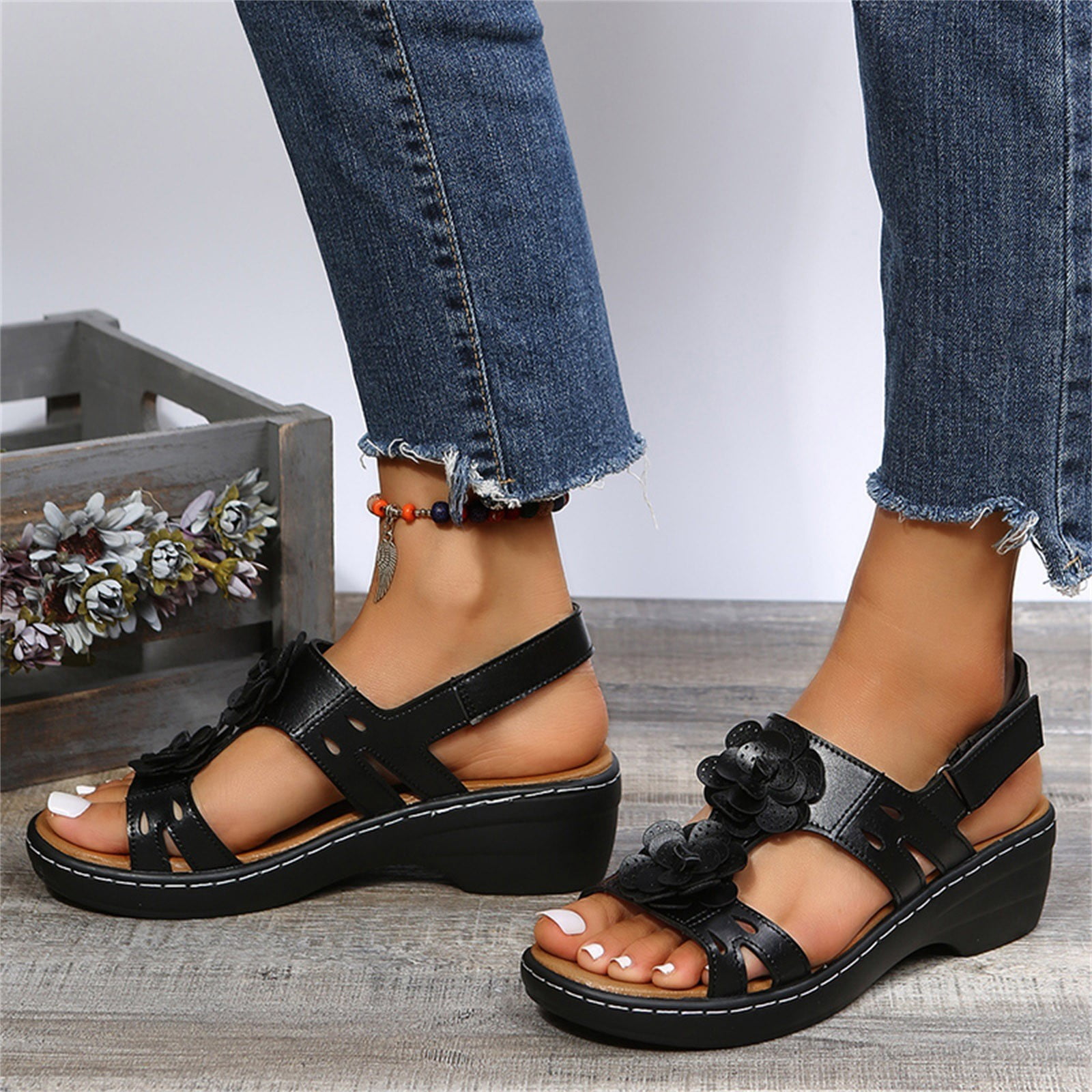 YOUSNH Large Size Sandals Round Toe Flower Open Toe Retro Roman Wedge ...