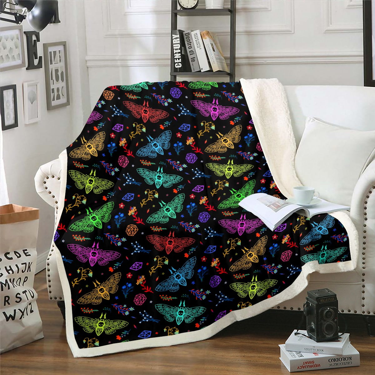 YST Gothic Moth Throw Blanket for Couch Botanical Plants Sherpa Blanket ...