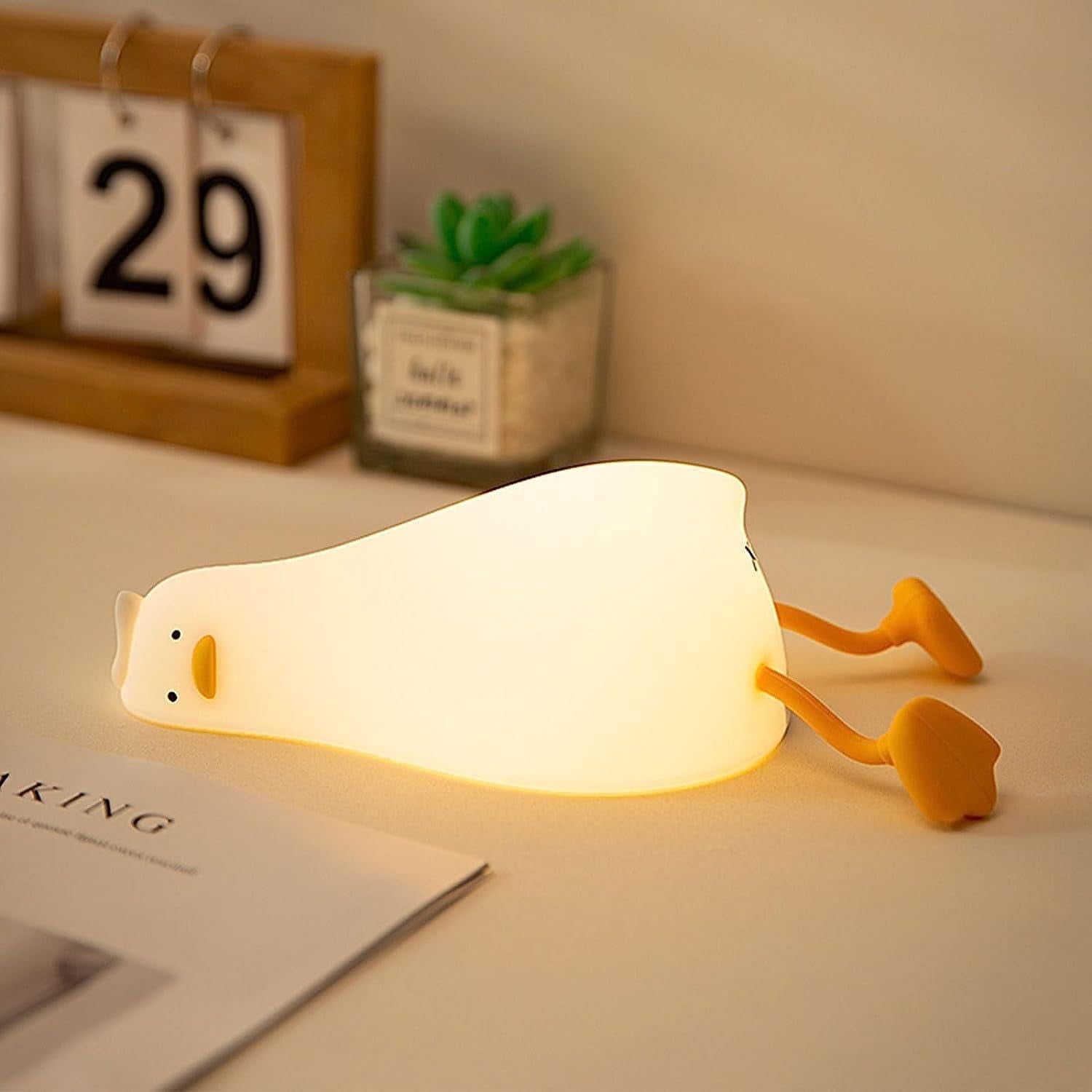 YUNOVA Laying Duck Night Light - Portable LED Desk Lamp for Dorm Rooms ...