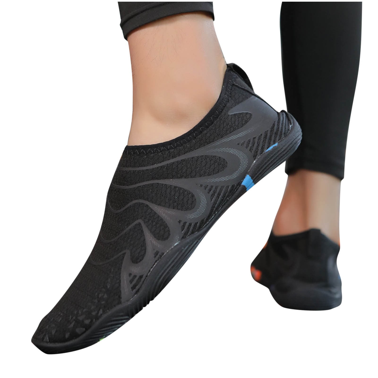 YYUIJK Kids Water Shoes Boys Girls Barefoot Aqua Socks Outdoor Indoor ...