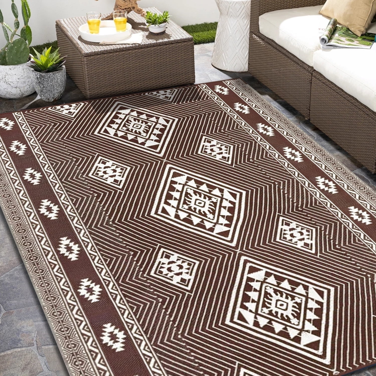 Large Yamaziot 6' Round Outdoor Rug, Reversible Patio Mat for RV ...