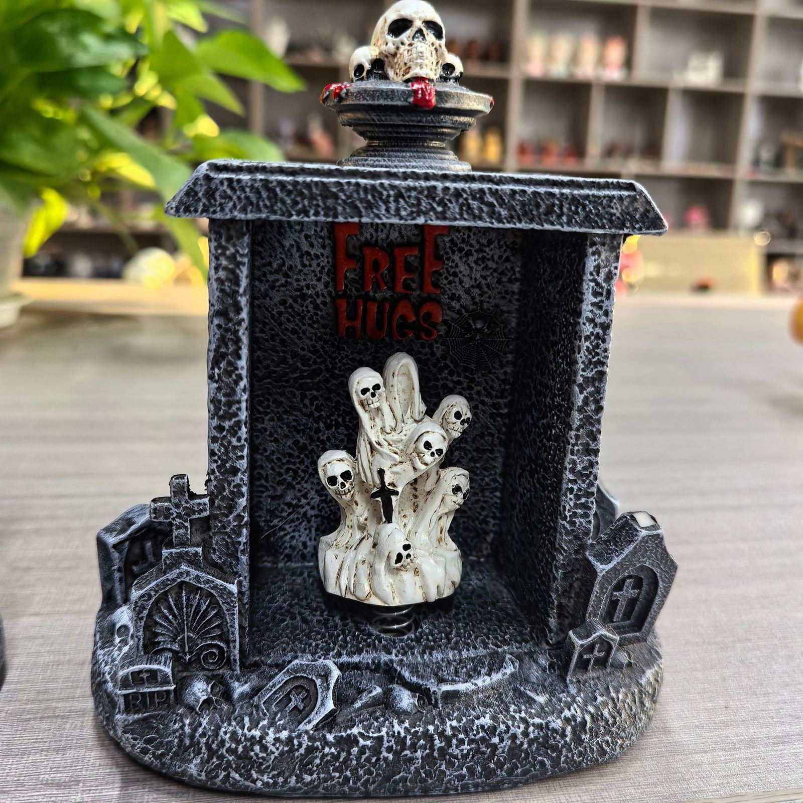 YaoZQ Halloween Decorations Spooky Graveyard Statue Gothic Home Decor ...