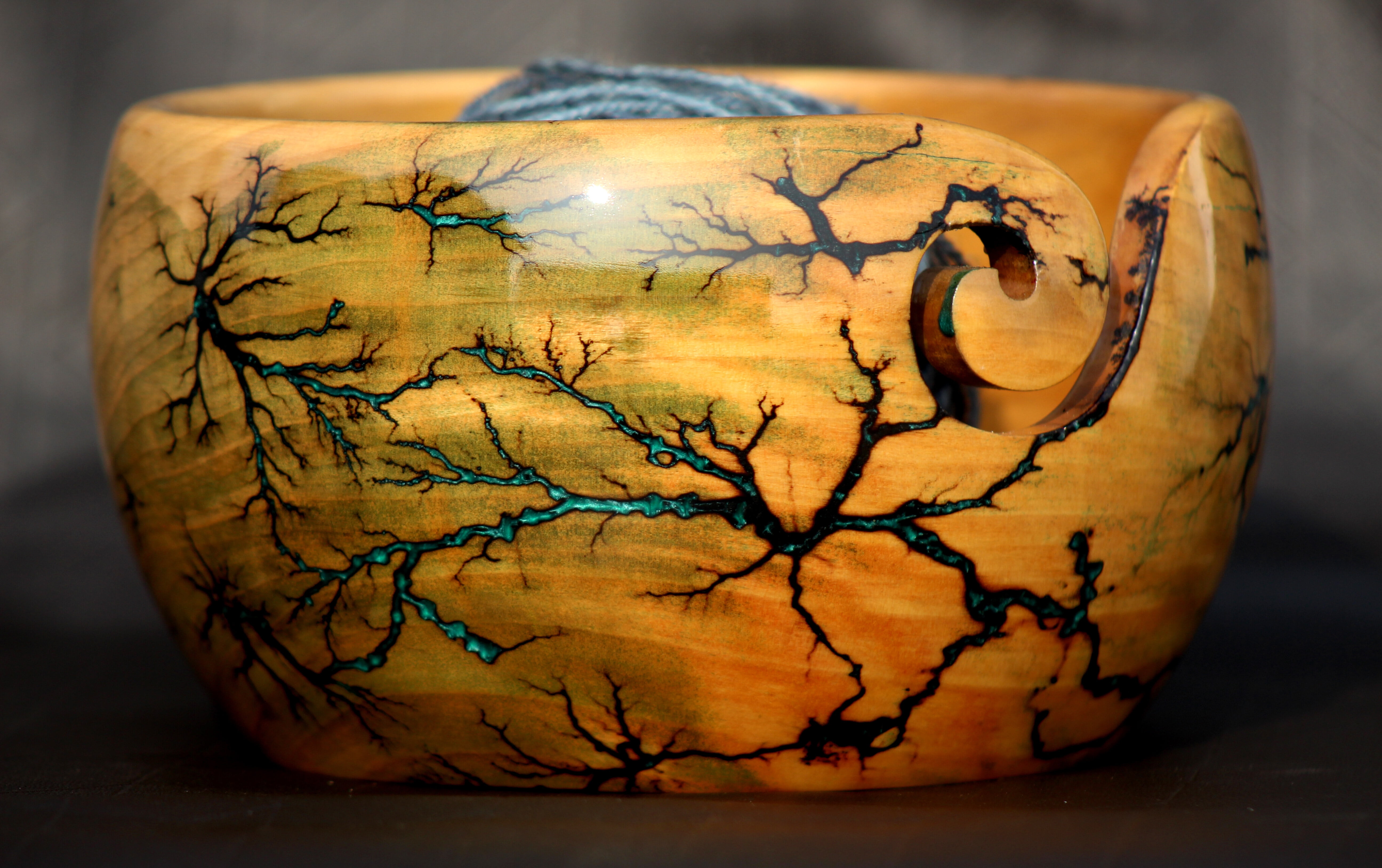 Yarn Bowl For Knitting, Resin/Wooden Large Yarn Bowl for Crocheting ...