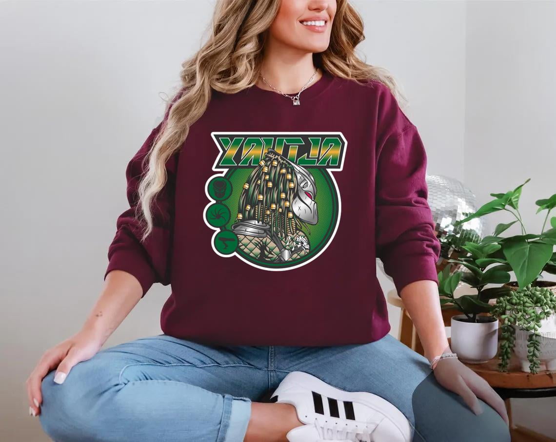 Yautja Sweatshirt Bold Alien Hunter Graphic for Sci-Fi Predator Fans ...