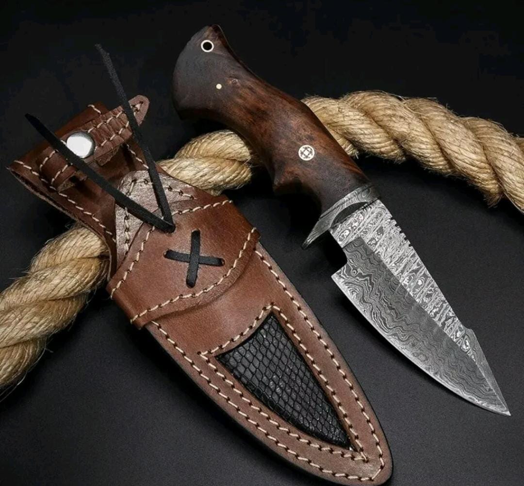 New Bone Collector Hand Made Skinning Knive Hunting Knife + Leather ...