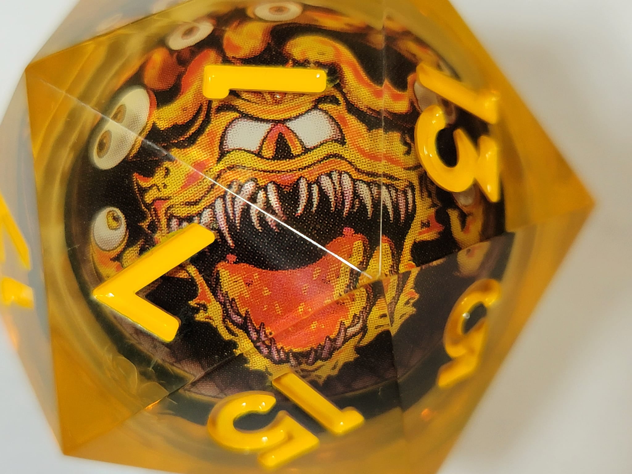 Yellow Beholder Liquid Core 35mm Large d20 | Dungeons & Dragons ...