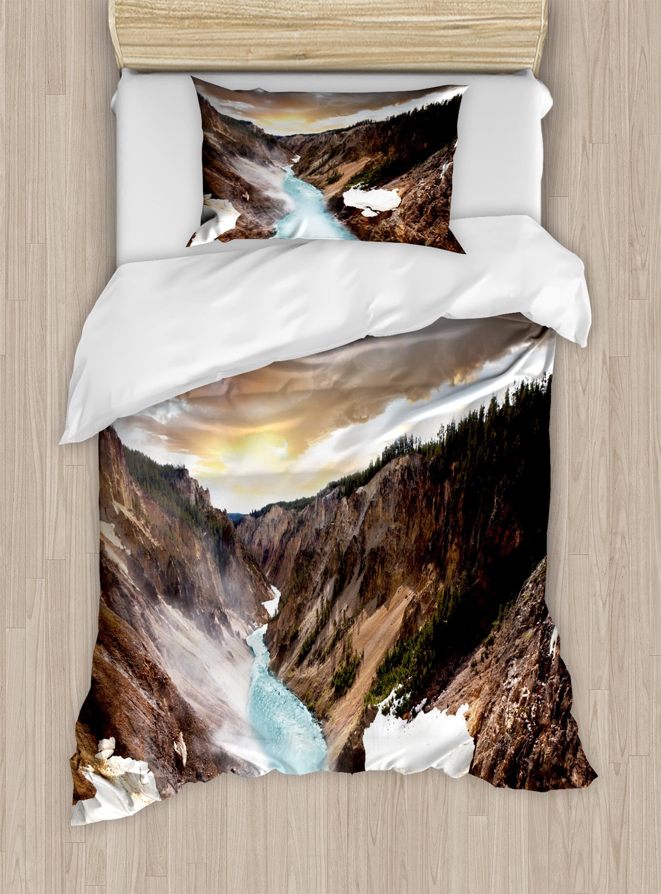 Yellowstone Duvet Cover Set, Canyon in Yellowstone Dramatic Sky Dark ...