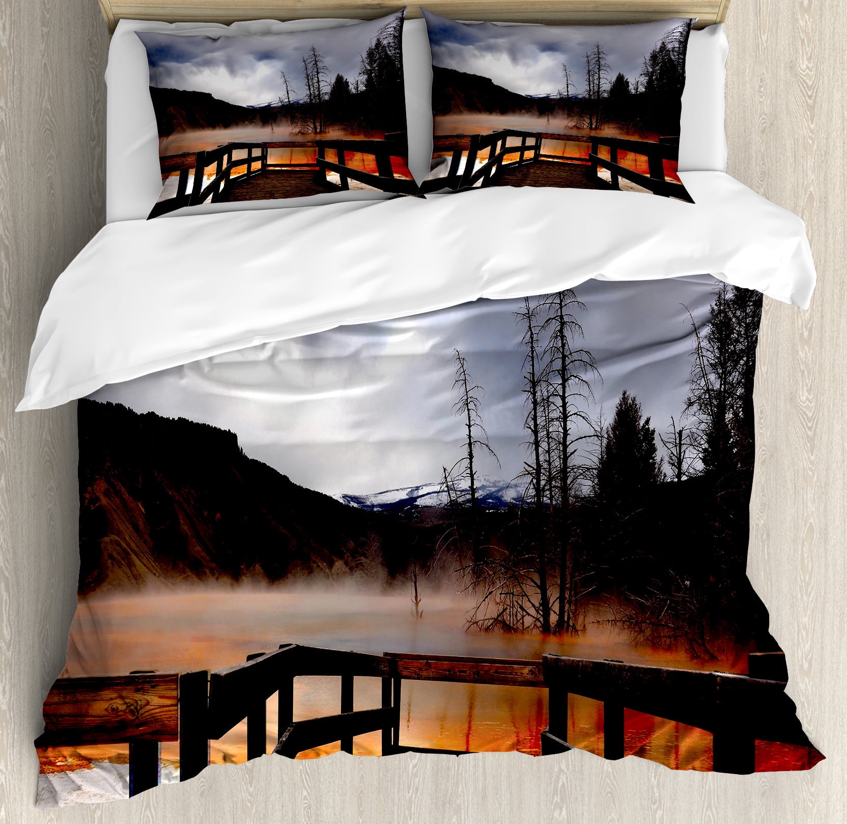 Yellowstone Duvet Cover Set, Moody Cloudy Sky over Hot Steamy Spring ...