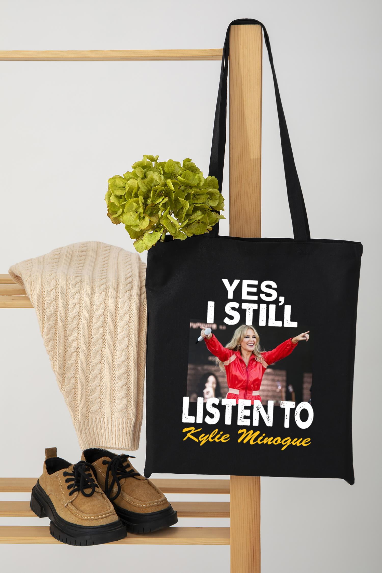 Yes, I Still Listen To Kylie Minogue Pop Music Princess Aussie Fan Tote ...