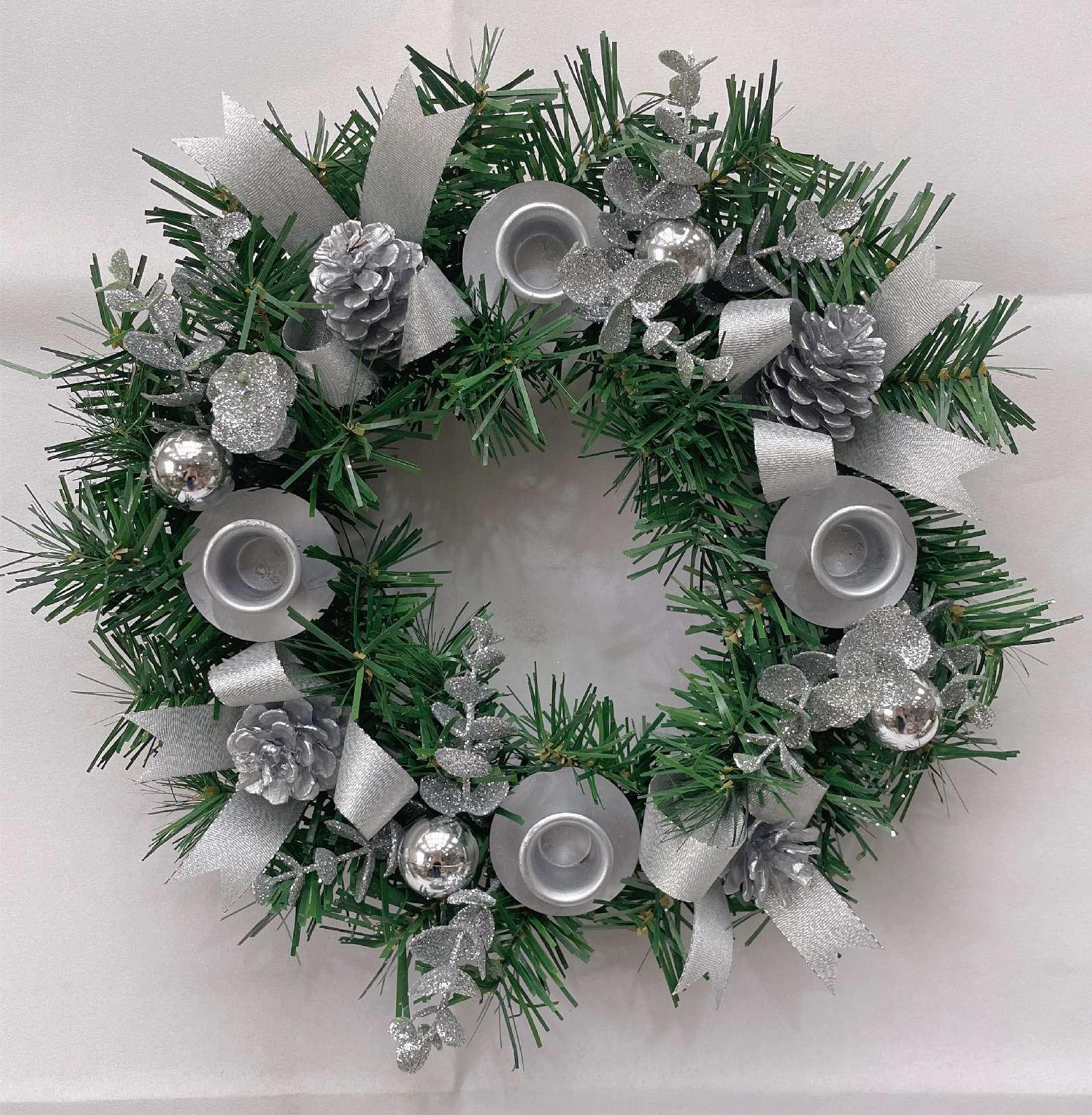 Yesfashion 13 inch Christmas Wreath with 4 Sliver Candle Holder and ...