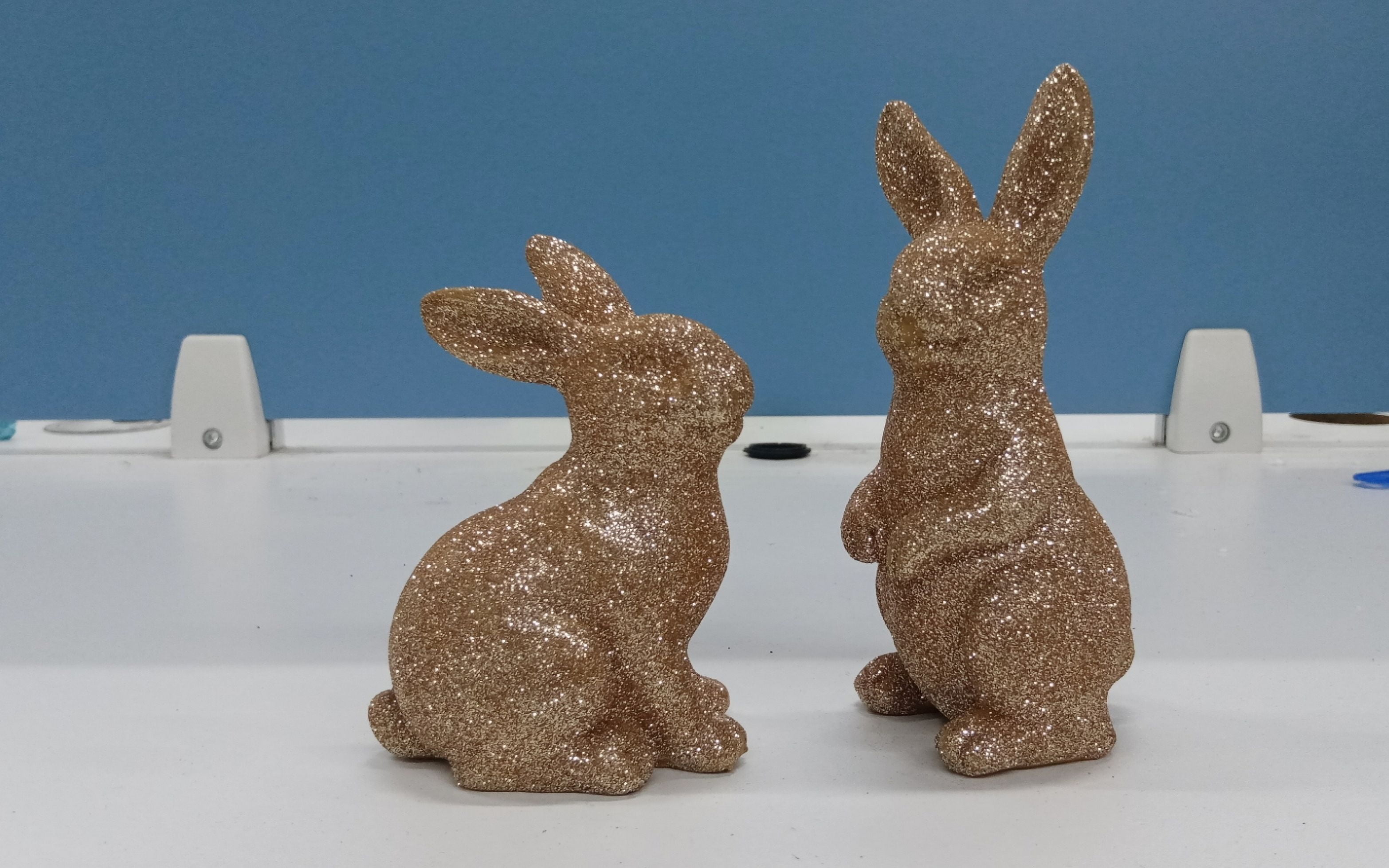 YiLvUst Easter Moss Rabbit Statue Artificial Turf Grass Bunny Sequin ...