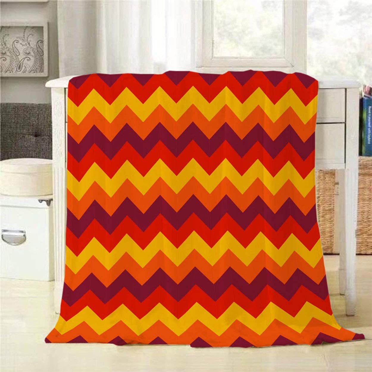 Yibo False Eyelashes Art Sketch Blanket Flannel Soft and Comfortable ...