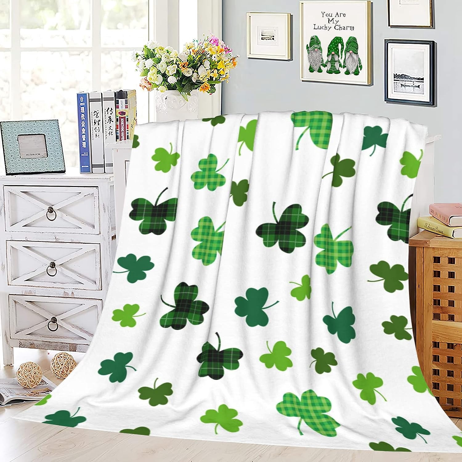 Yibo St.Patrick's Day Blanket Lucky Clover Shamrock Gnome Truck Green ...