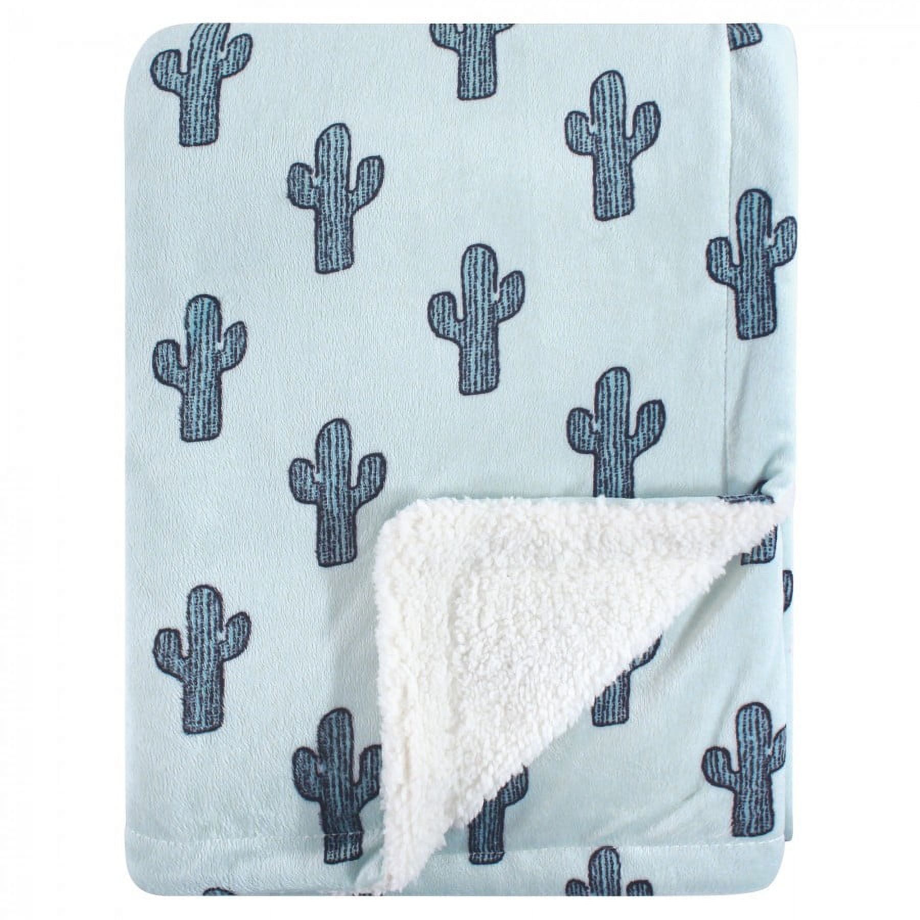Yoga Sprout Baby Boy Mink and Faux Shearling Plush Blanket, Cactus, One ...