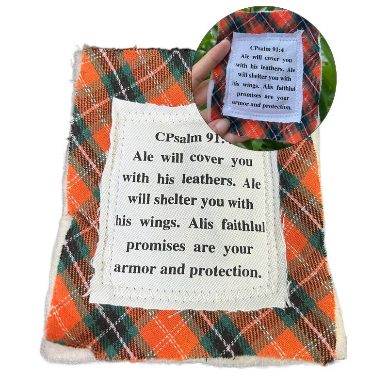 Yoloke Prayer Quilt with Cross Inside - Pocket Prayer Mini Scripture ...