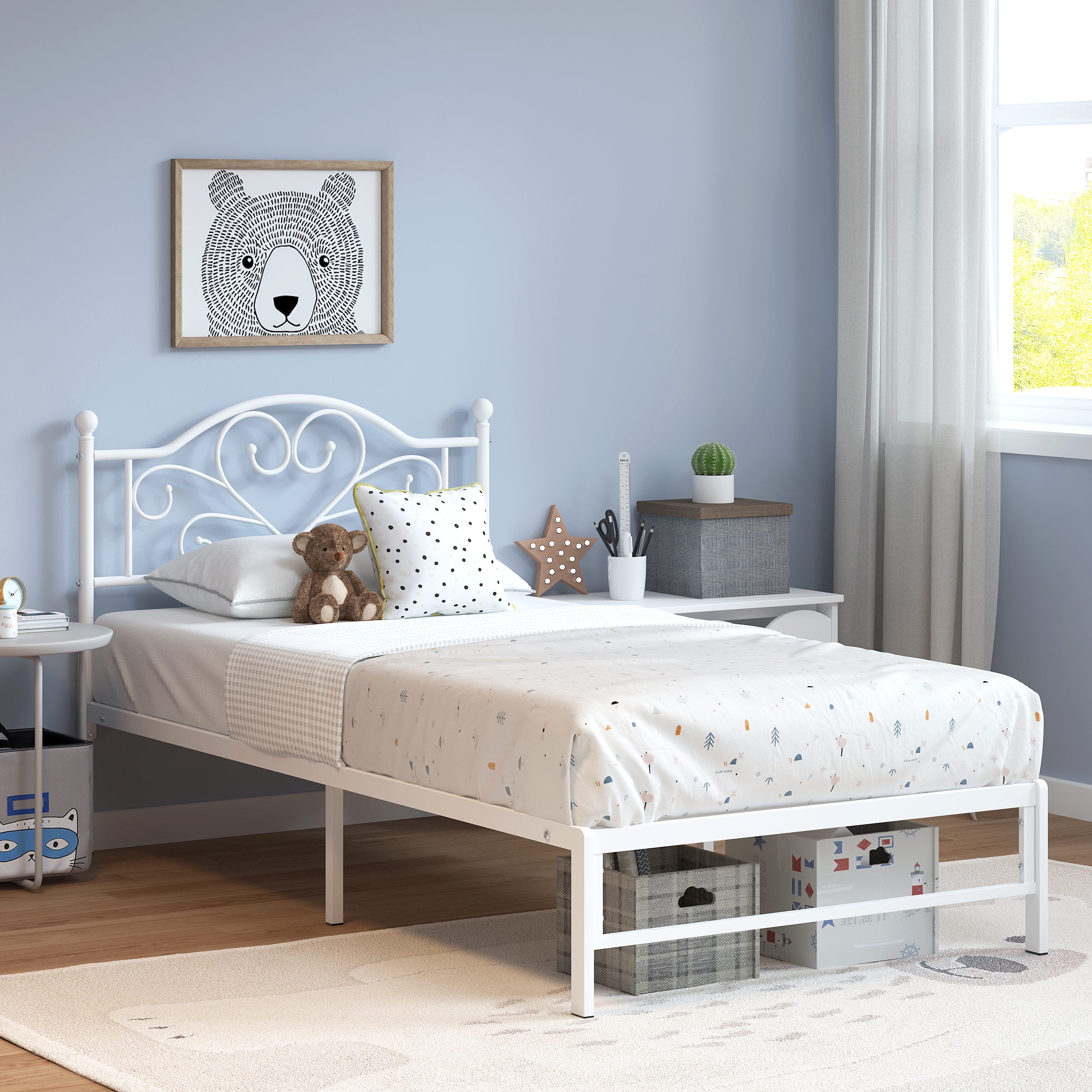 Yoneston Twin Metal Platform Bed Frame with Victorian Style Flower ...