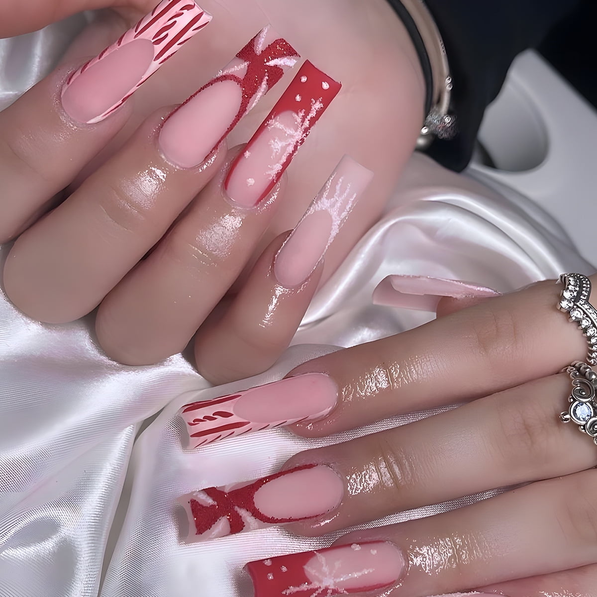 Yoyauz Coffin Pressed Nails Fake French Nails Full Coverage Acrylic ...