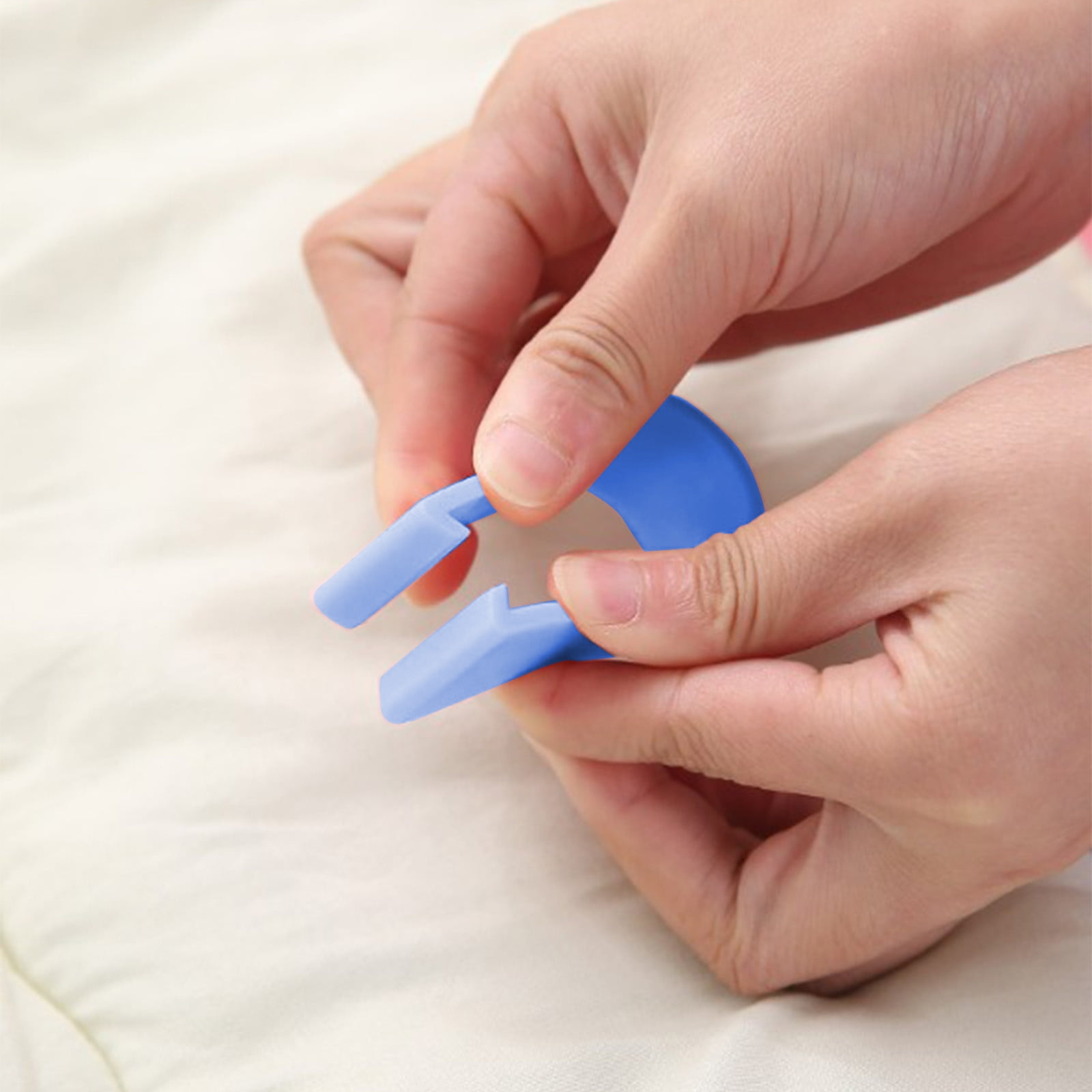 Yuanzi Invisible Non-Marking Quilt & Curtain Clip - Plastic Household ...