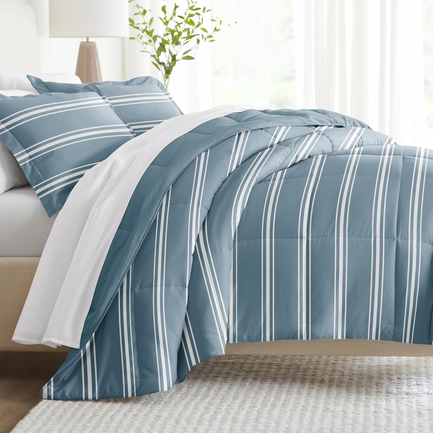 ZCLP Reversible Queen/Full Comforter Set (3 Piece) - Bring Luxury Home ...