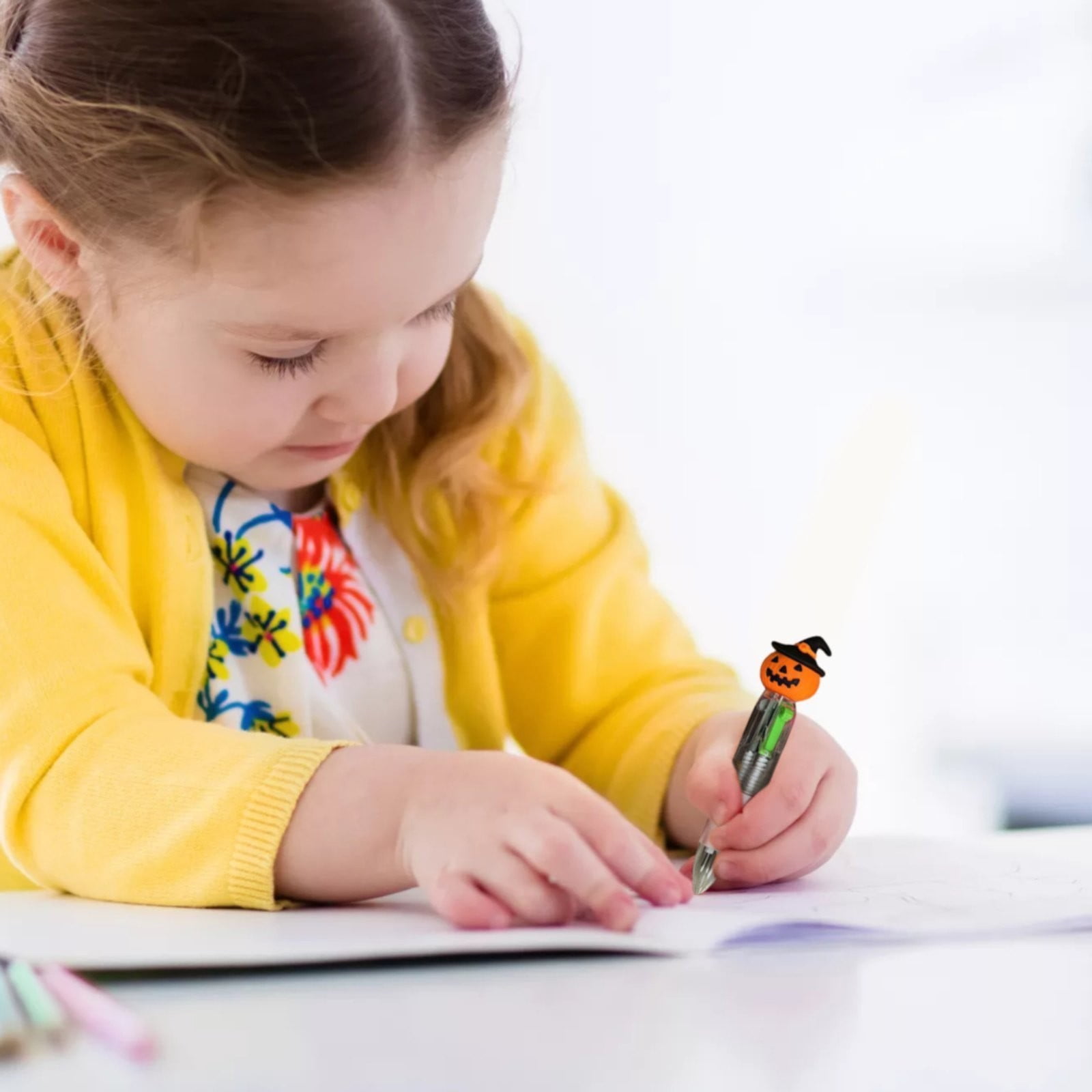 ZCSKFIN Halloween Pumpkin Themed Mini Multicolor Pens in One 4-in-1 ...