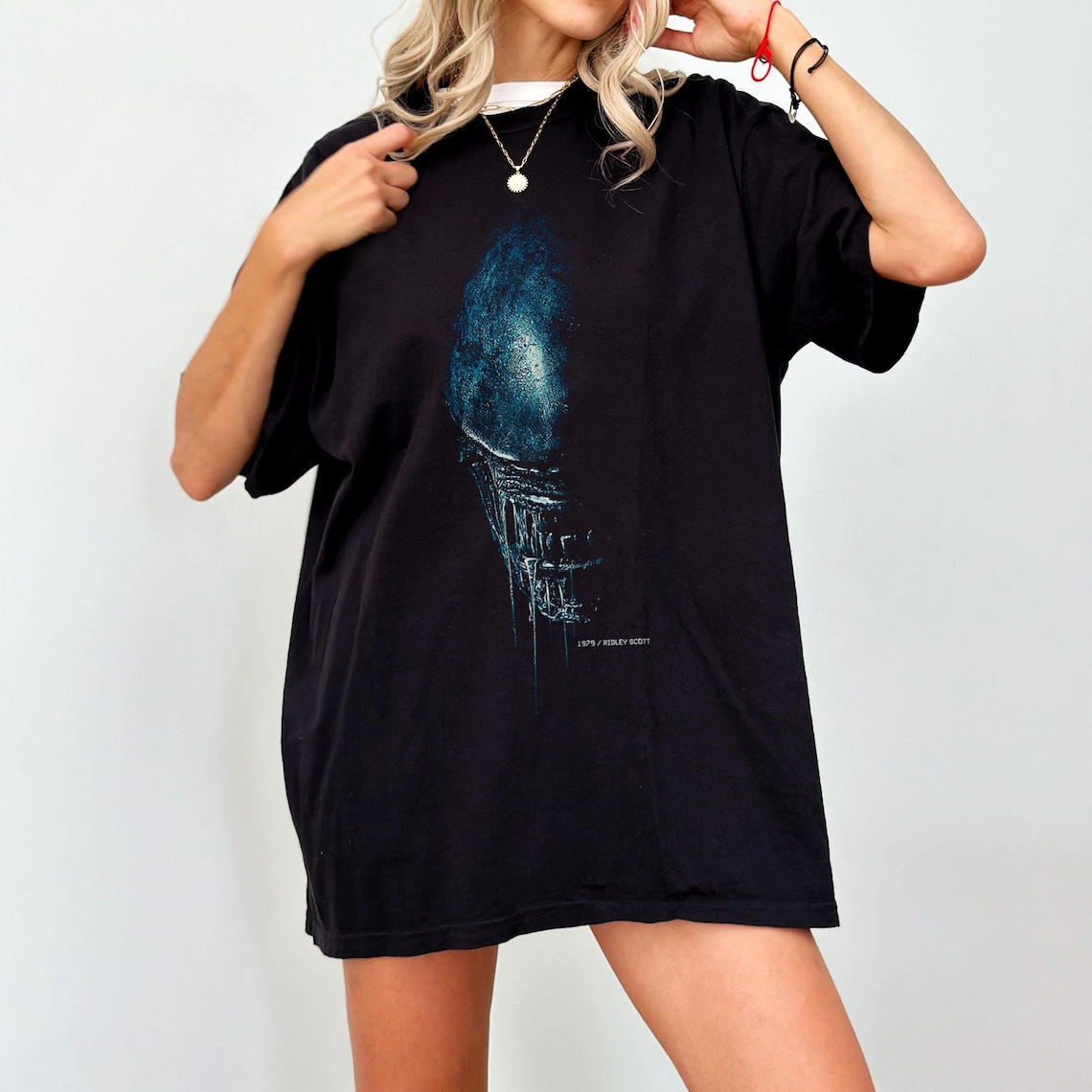 ZENUA Xenomorph Tribute Shirt, Ridley Scott Cult Sci-Fi Tee, 1979 ...