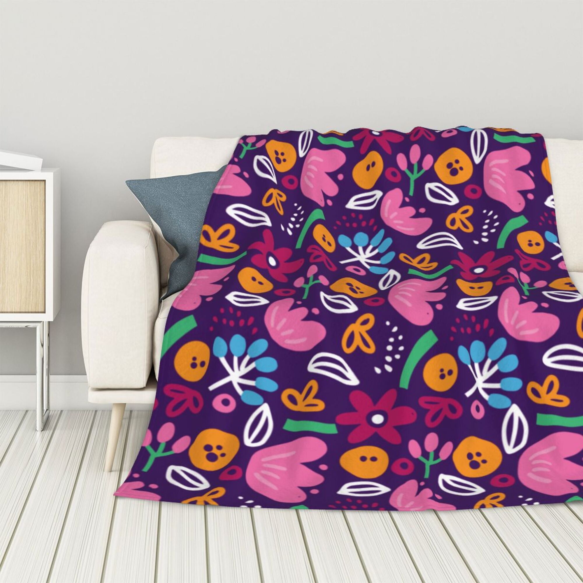 ZNDUO Lightweight Microfiber Bed Blanket, Cartoon Flower Doodle Art ...