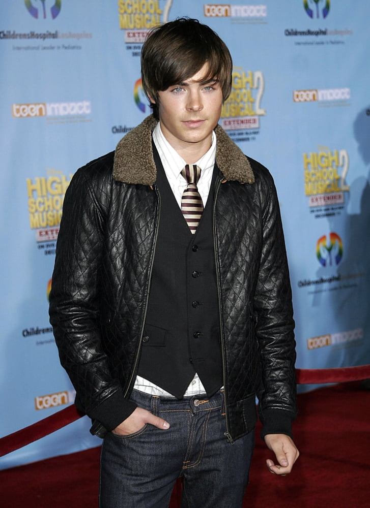 Zac Efron At Arrivals For Dvd Premiere Of High School Musical 2 ...