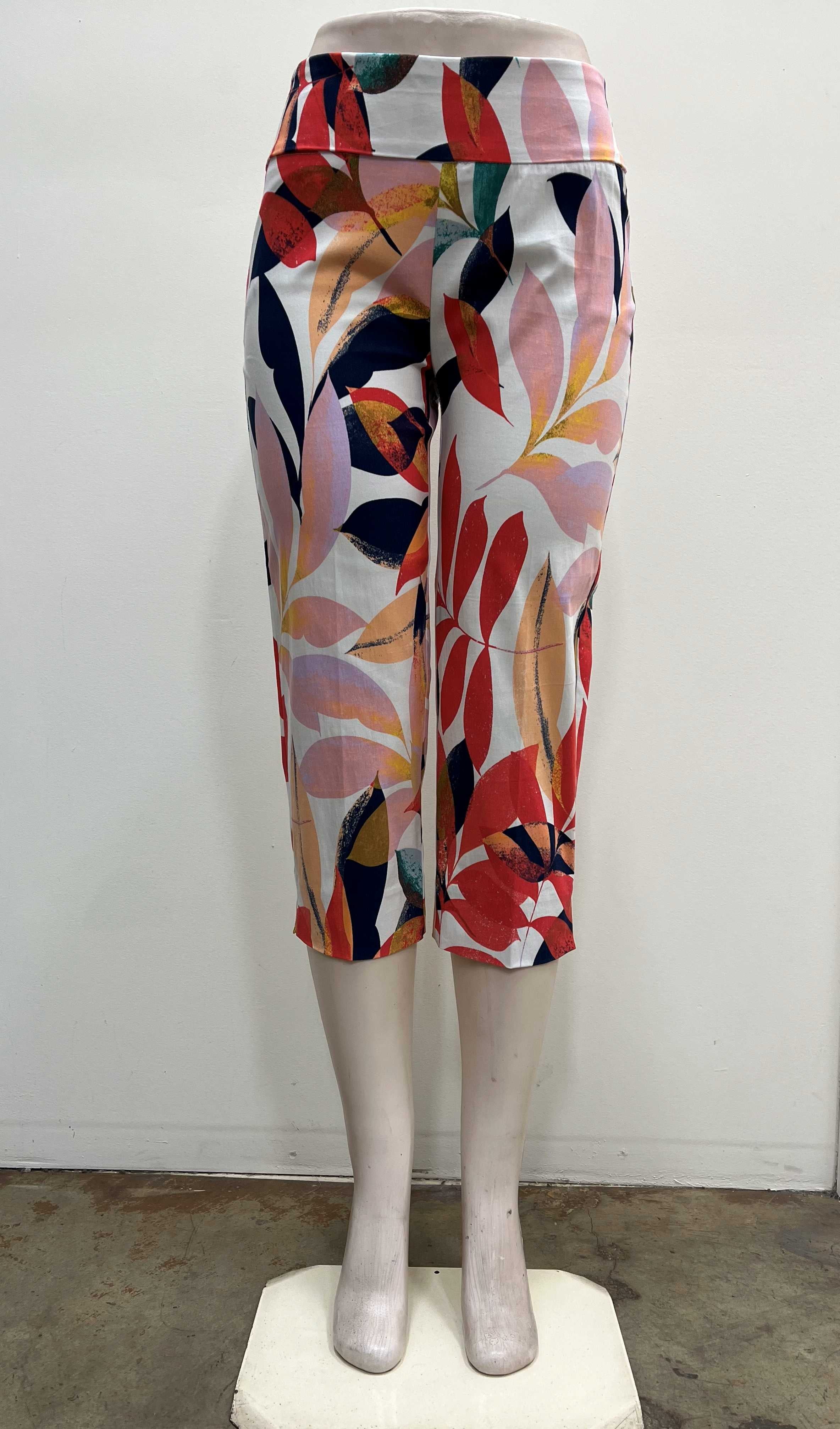 Zac & Rachel Womens printed pull on stretch Capri with silts on hem ...