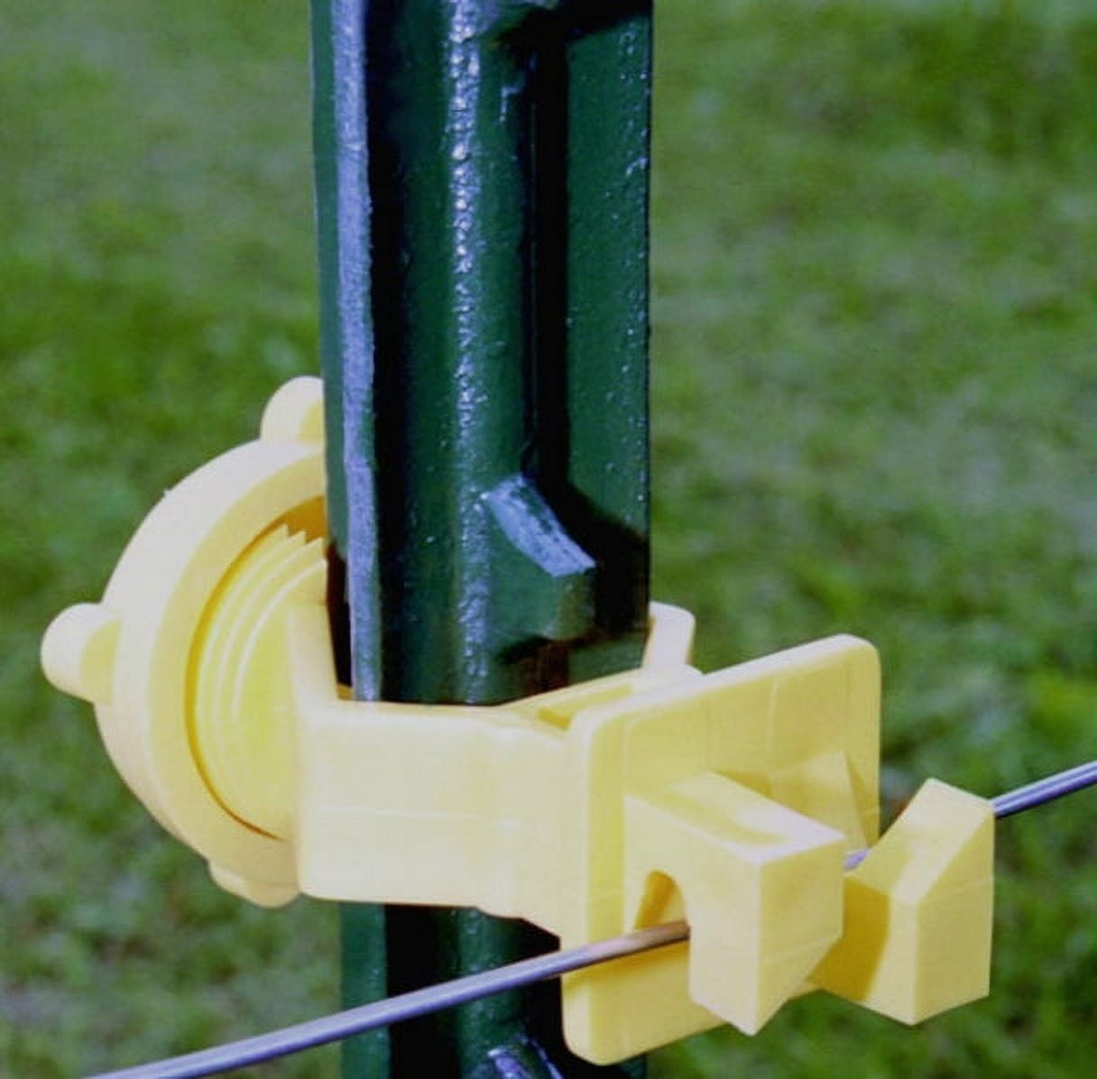 Zareba ITSOY-Z Screw-On T-Post Insulator, Yellow, Each - Walmart.com