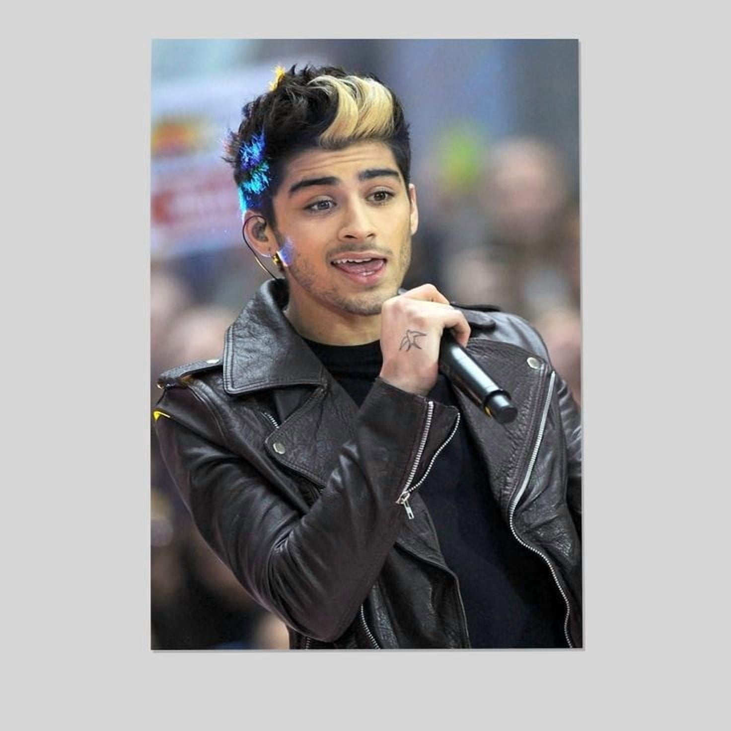 Zayn Malik On Stage For Nbc Today Show Toyota Concert Series With One ...