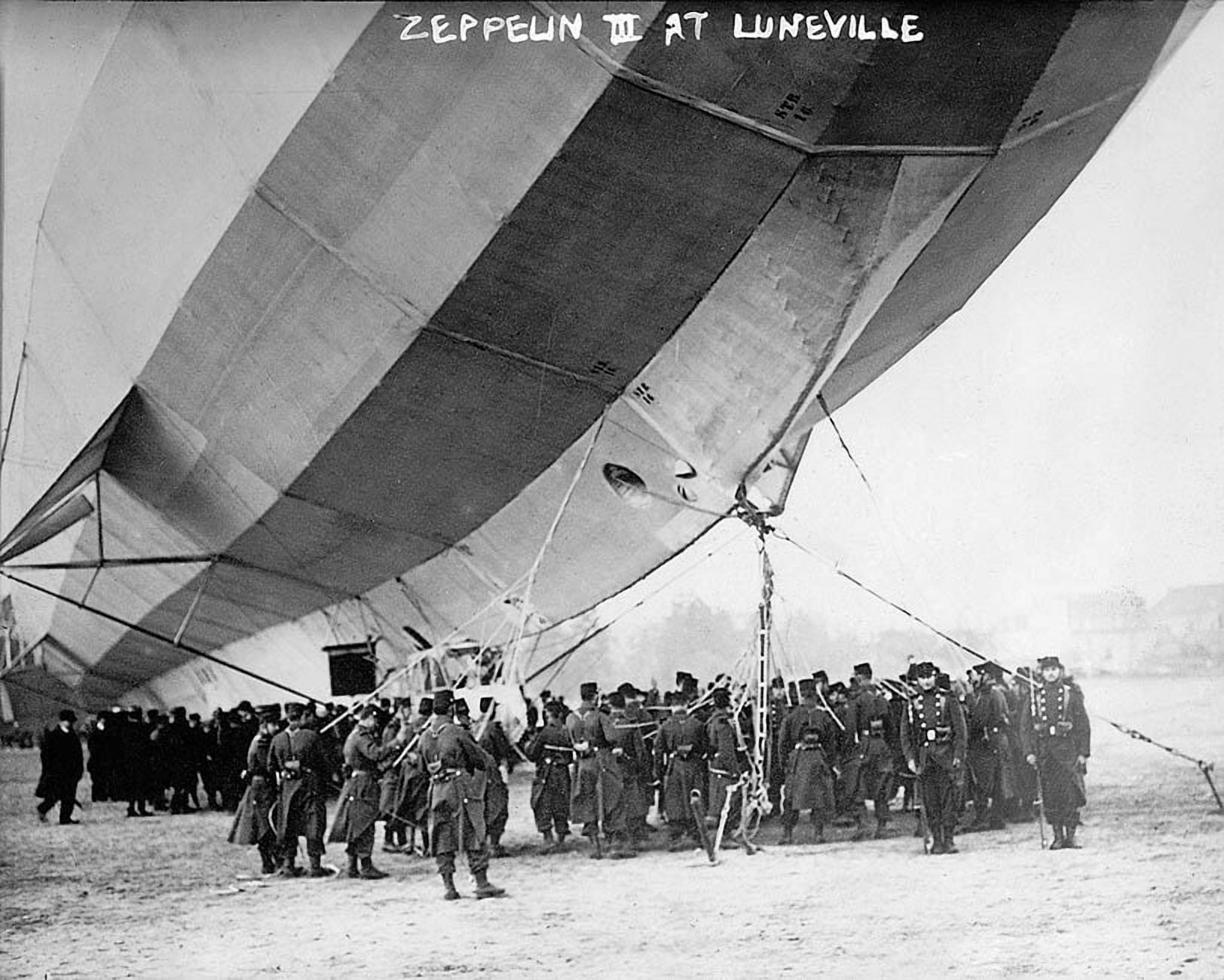 Zeppelin 3 Airship/Blimp at Luneville - 12x18 Inch Laminated Aviation ...