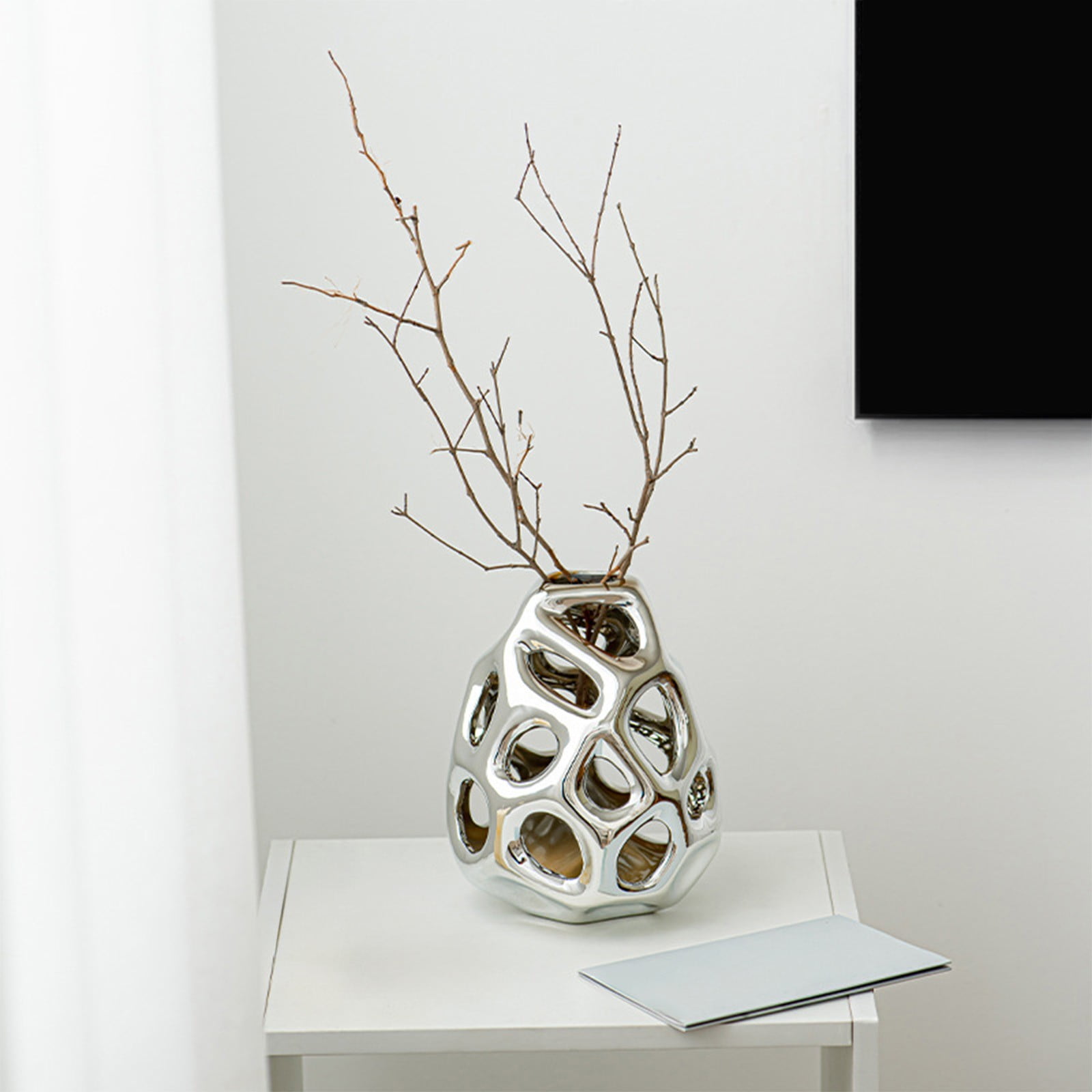 Zhi Hollow Honeycomb Ceramic Vase Set, Ideal for Home and Shelf Decor ...