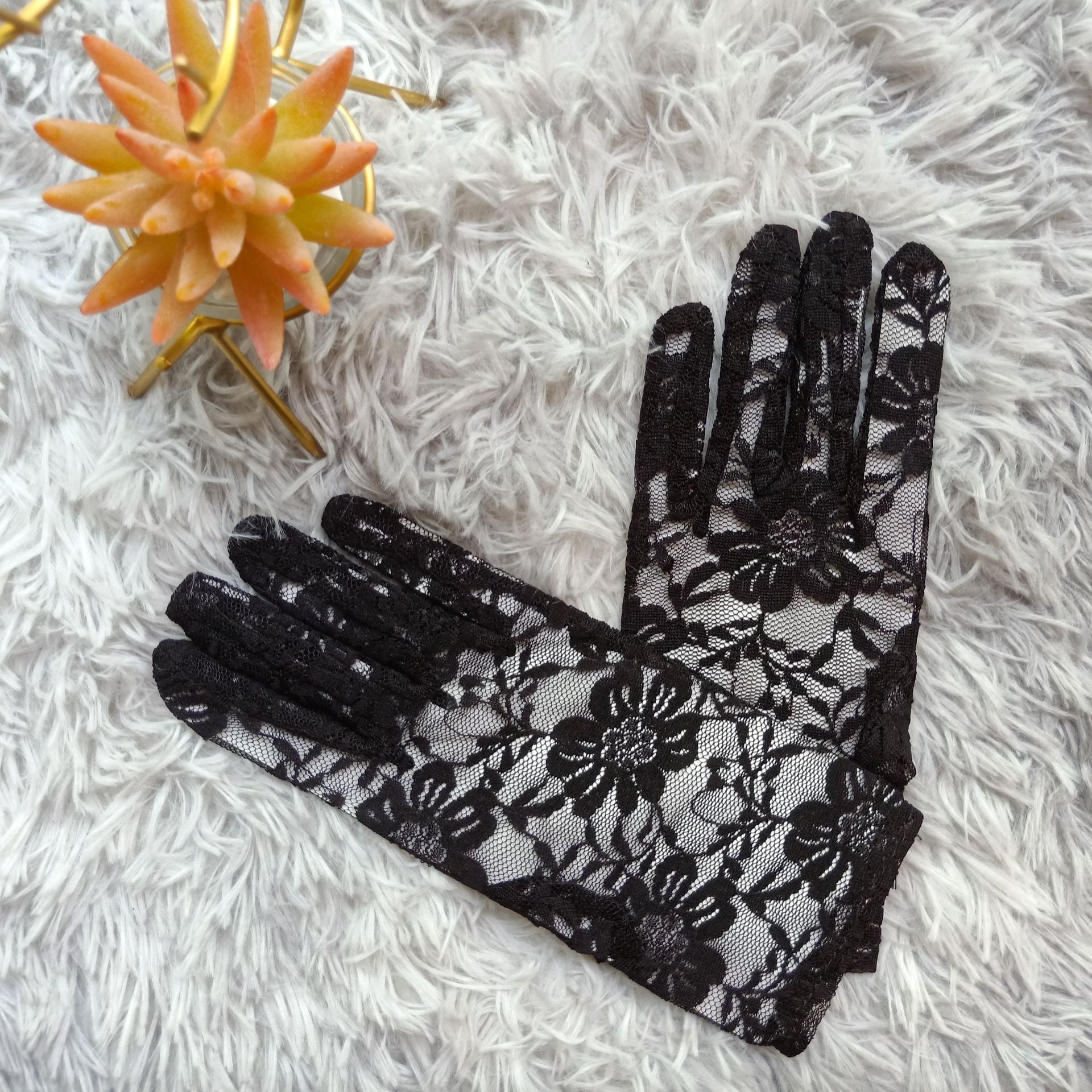 Zhuge 2 PCS Lace Gloves Short Lace Gloves Floral Lace Gloves for ...
